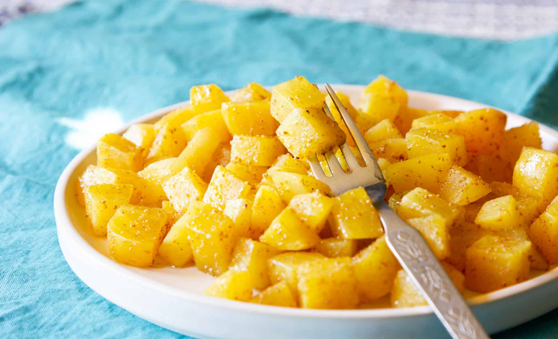 Sweet Spiced Steamed Beets – Vegetarian Recipes for Mindful Cooking