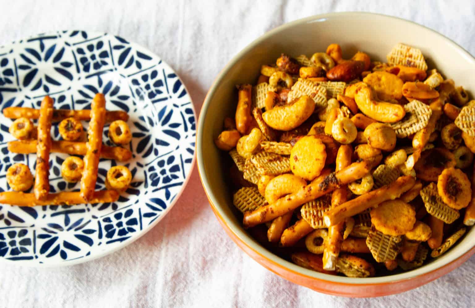 Perfect Homemade Nuts and Bolts Snack Mix Recipe – Vegetarian Recipes ...