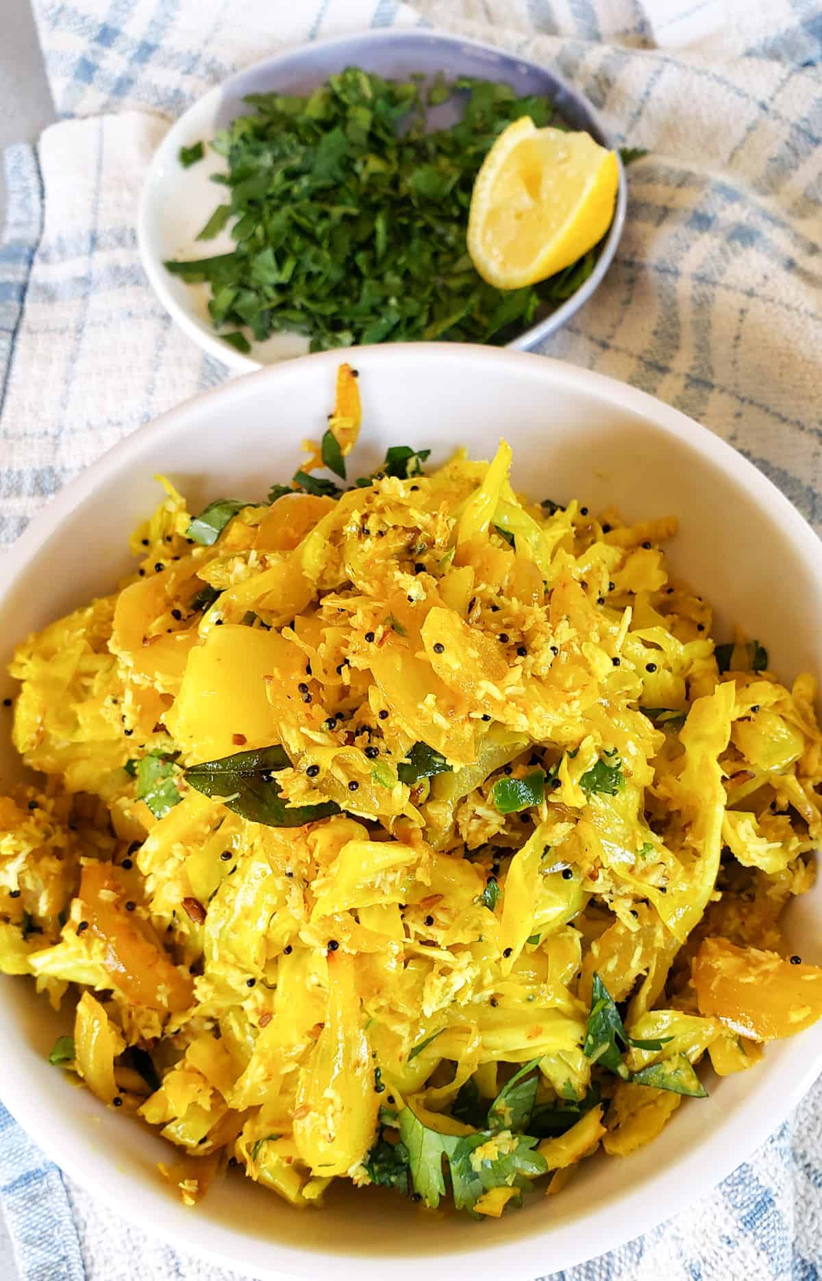Easy Cabbage Thoran Recipe – Kerala Style Stir Fry – Vegetarian Recipes ...